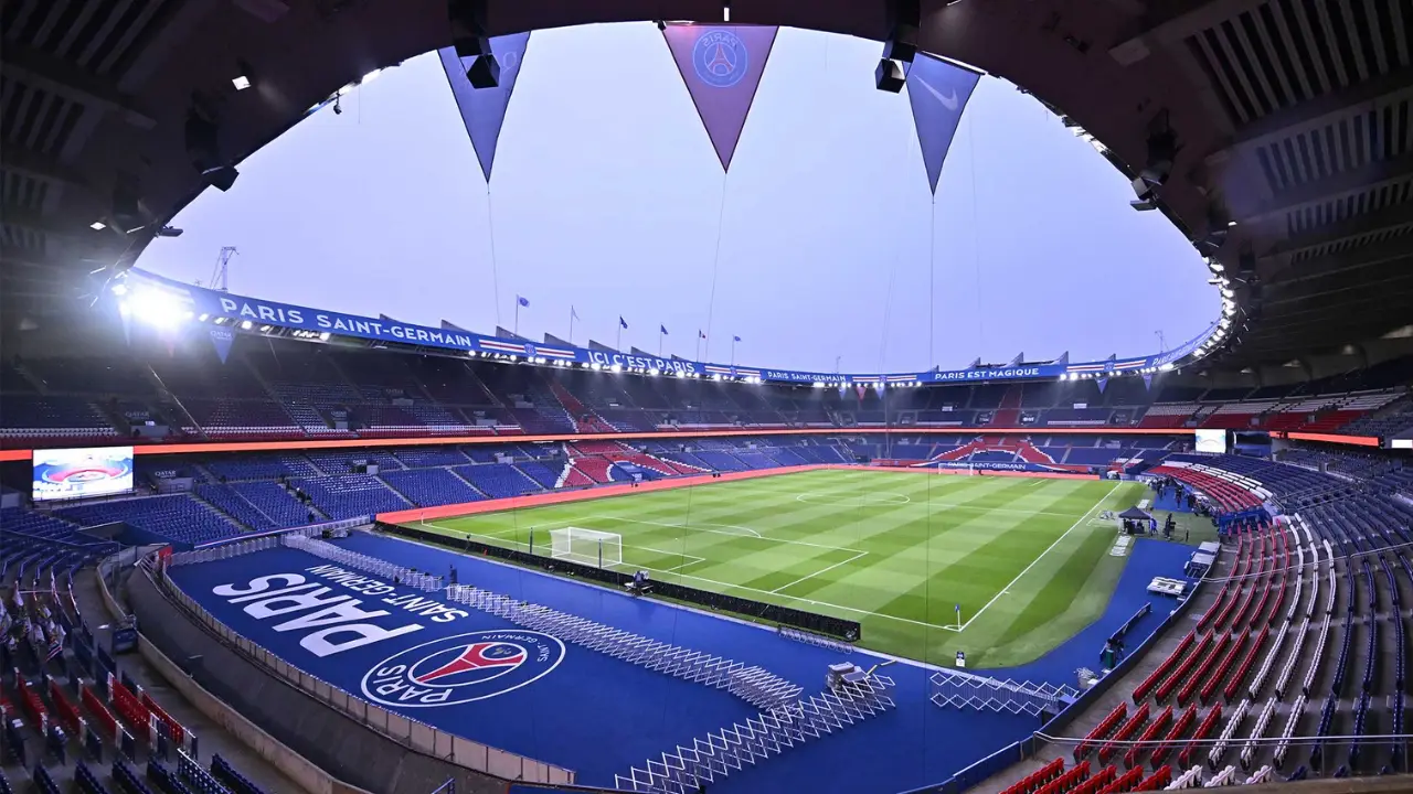 PSG launch 'Legends Club' to honour players, awards them unique Black ...