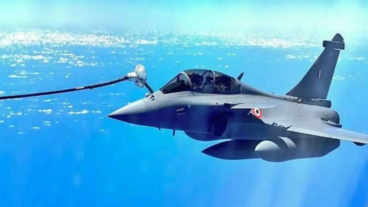 India clears biggest-ever fighter jet deal, 26 Rafale Marine jets for ...