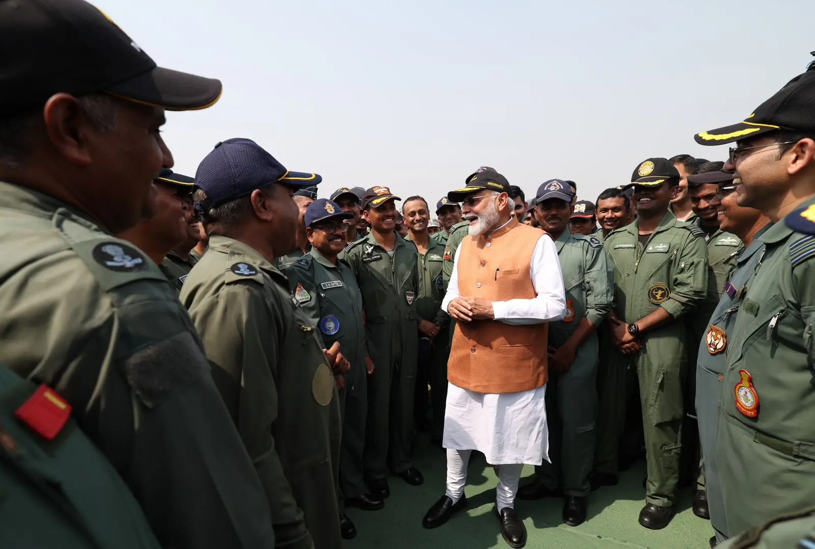 These pictures of Indian PM Narendra Modi's Adampur Air Base visit have ...