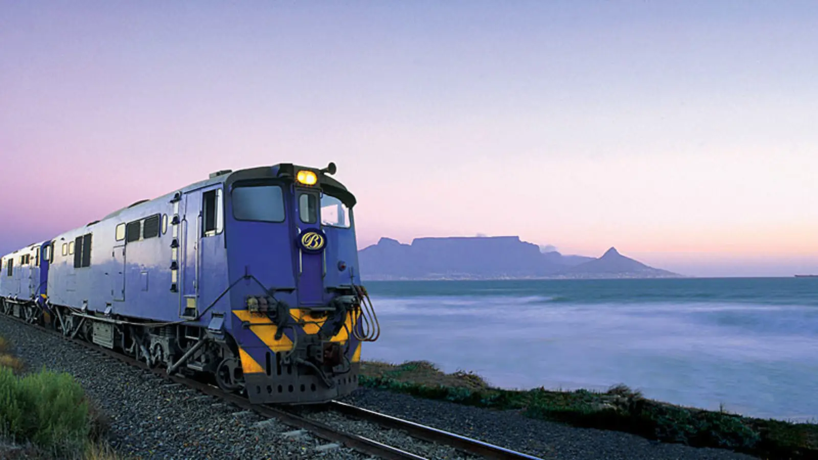 7 Epic Train Journeys Across the World That Will Leave You Speechless