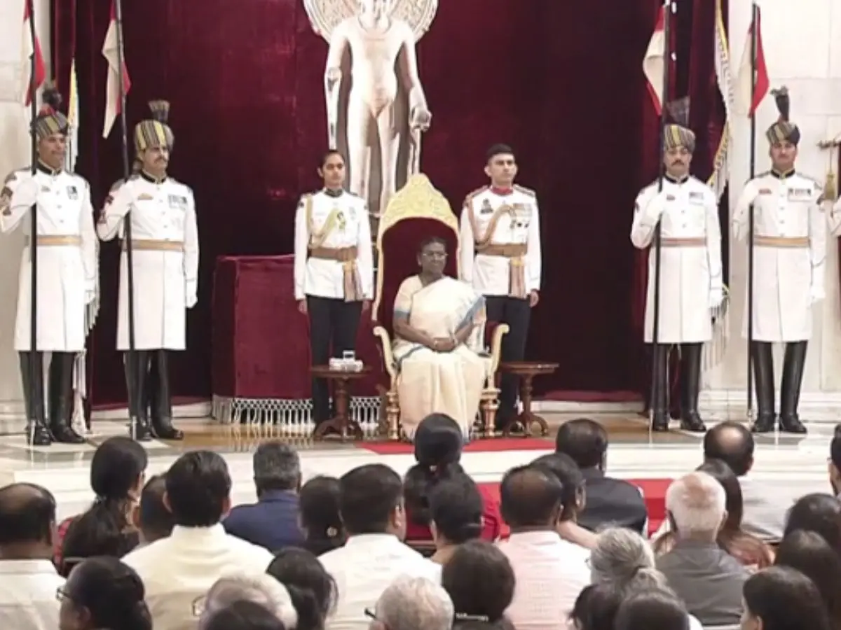 Who is a President’s Aide-de-Camp? Meet the first woman navy officer to ...