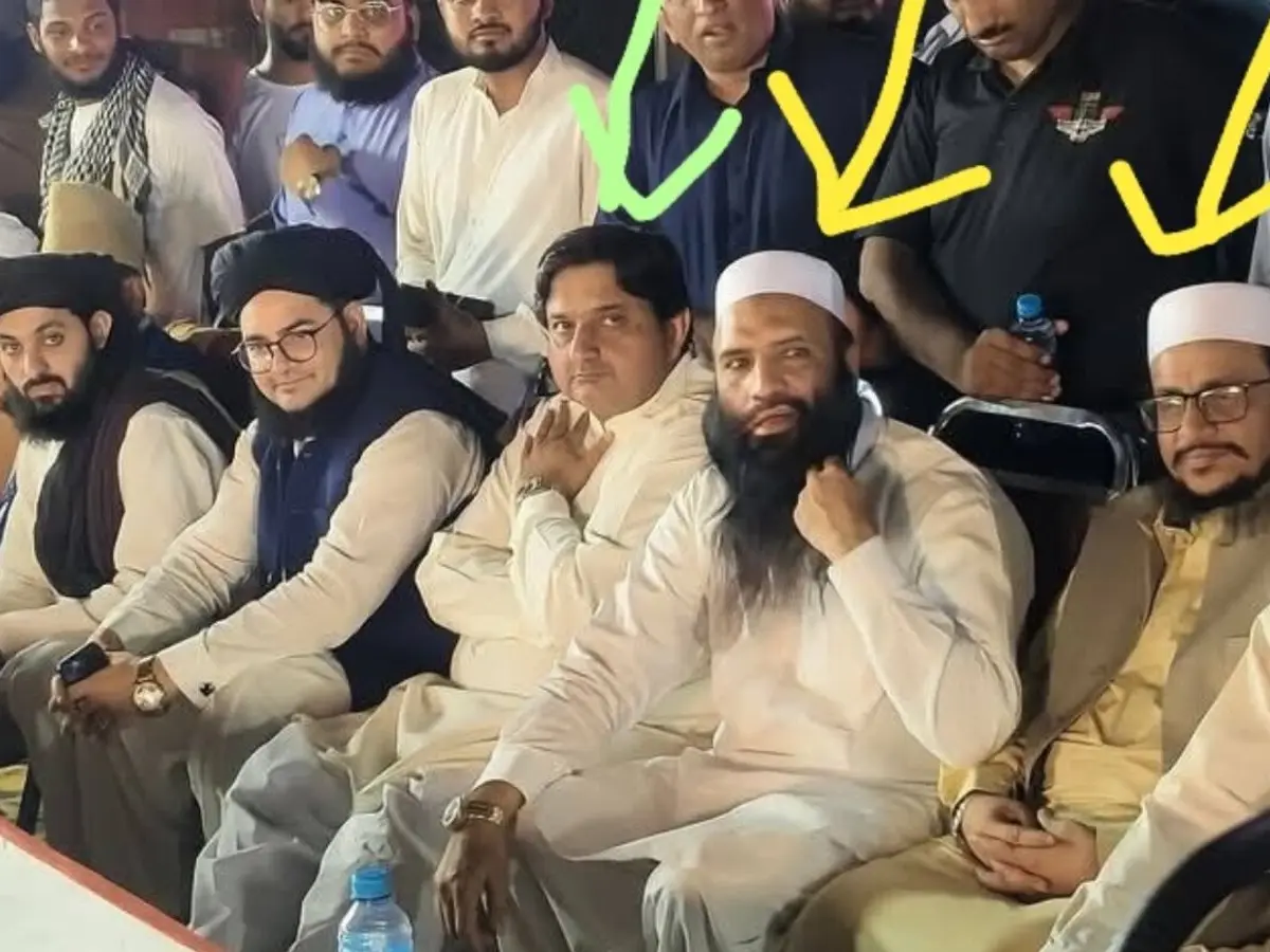 Pak politician defends Pahalgam attack mastermind, shares stage with ...