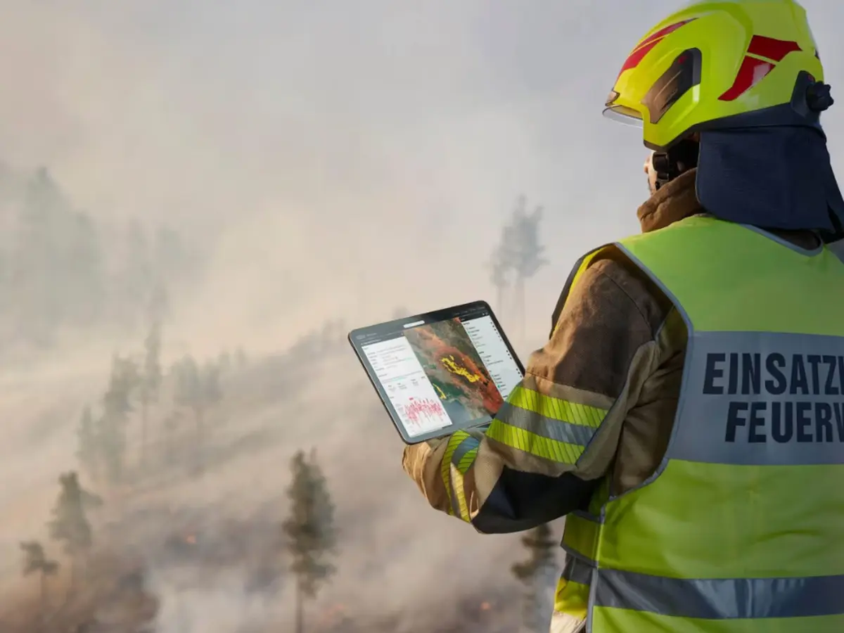 How AI is predicting wildfires before they start using satellite and ...