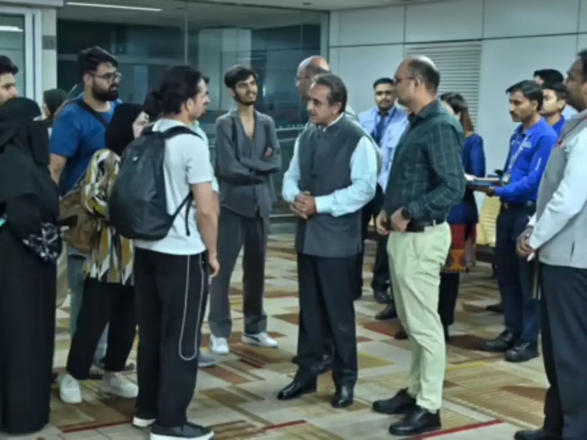 First batch of Indians back from Iran, parents of remaining students ...