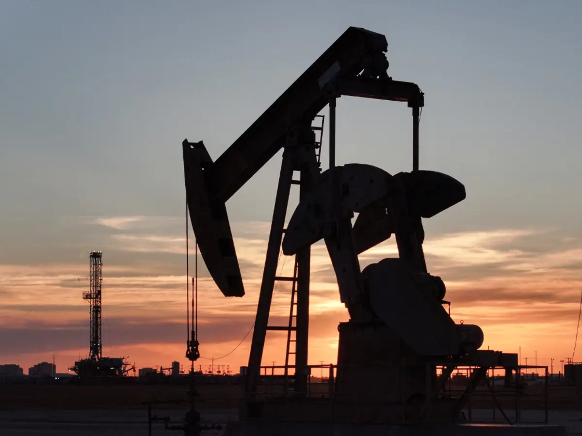 Oil prices rebound slightly as markets eye fragile Iran-Israel ceasefire