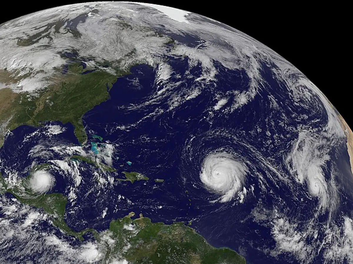 When does a Storm get named, and who chooses the names? Hurricane ...