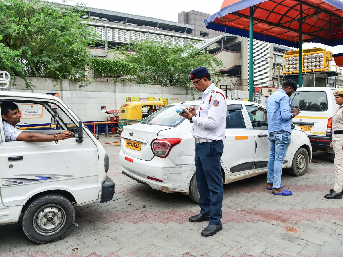 STOP! Your old petrol and diesel car might be BANNED from Delhi fuel ...