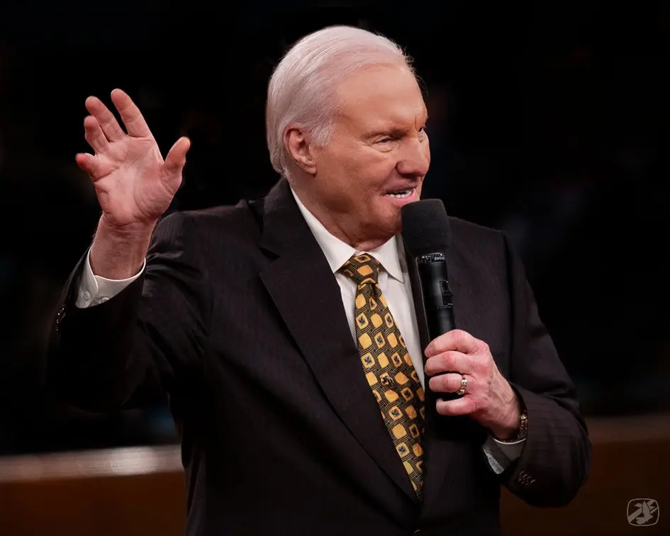 Jimmy Swaggart, fiery preacher and scandal-plagued televangelist, dead ...