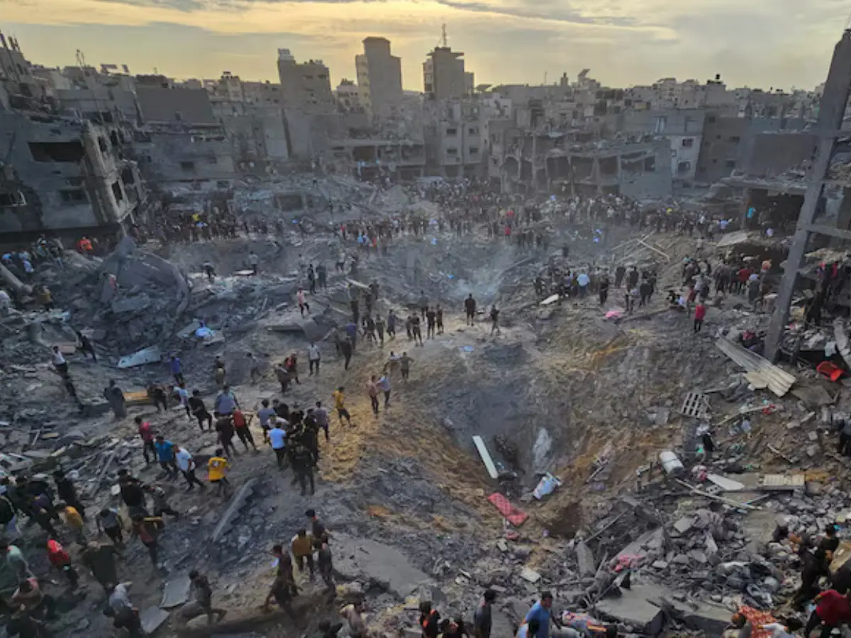 'Gazans crying blood, it's suffocating': War-torn Gaza paying high ...