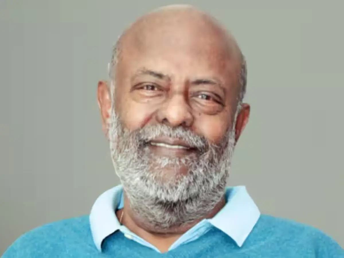 Meet the man who earned Rs 9906 crore from dividends in FY 2025, more than Mukesh Ambani