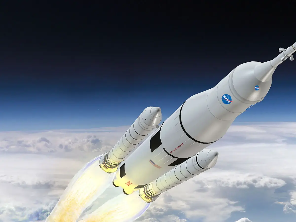 From 2,500 km/h to 30,000 km/h: How fighter jets and space shuttles ...