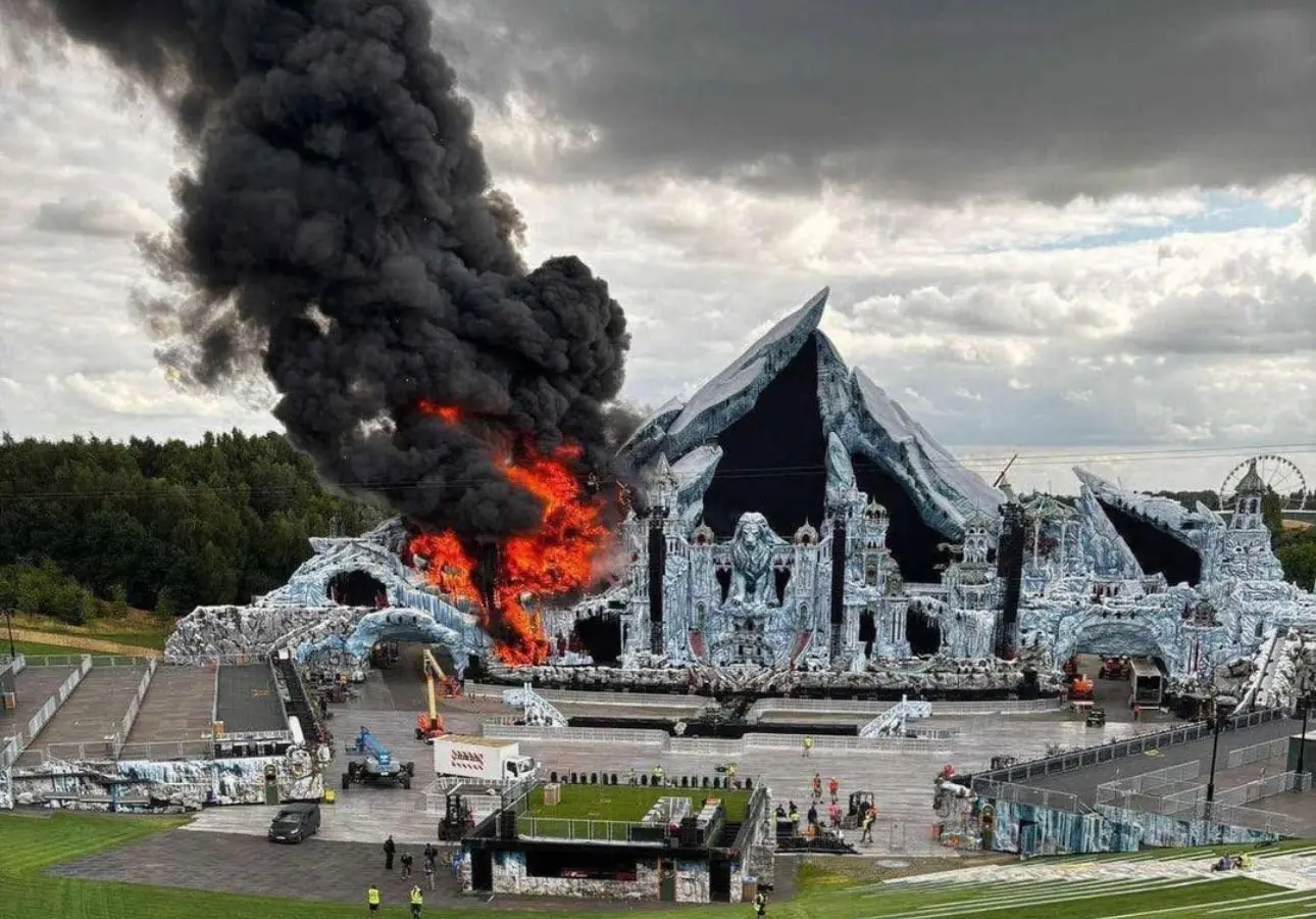 Massive fire engulfs Belgium's Tomorrowland mainstage ahead of grand ...