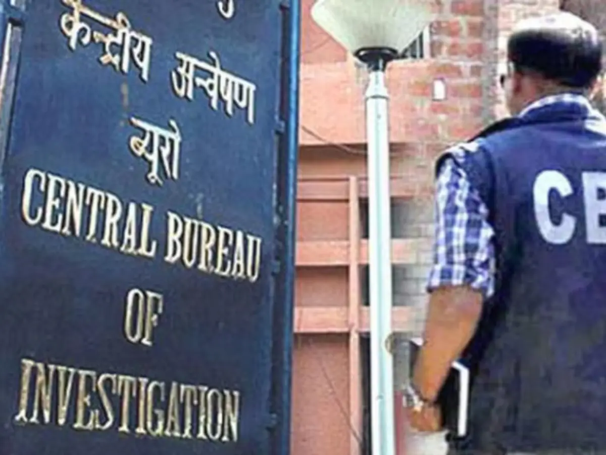 ‘Special 26’ heist comes alive: Fake CBI team robs Delhi family