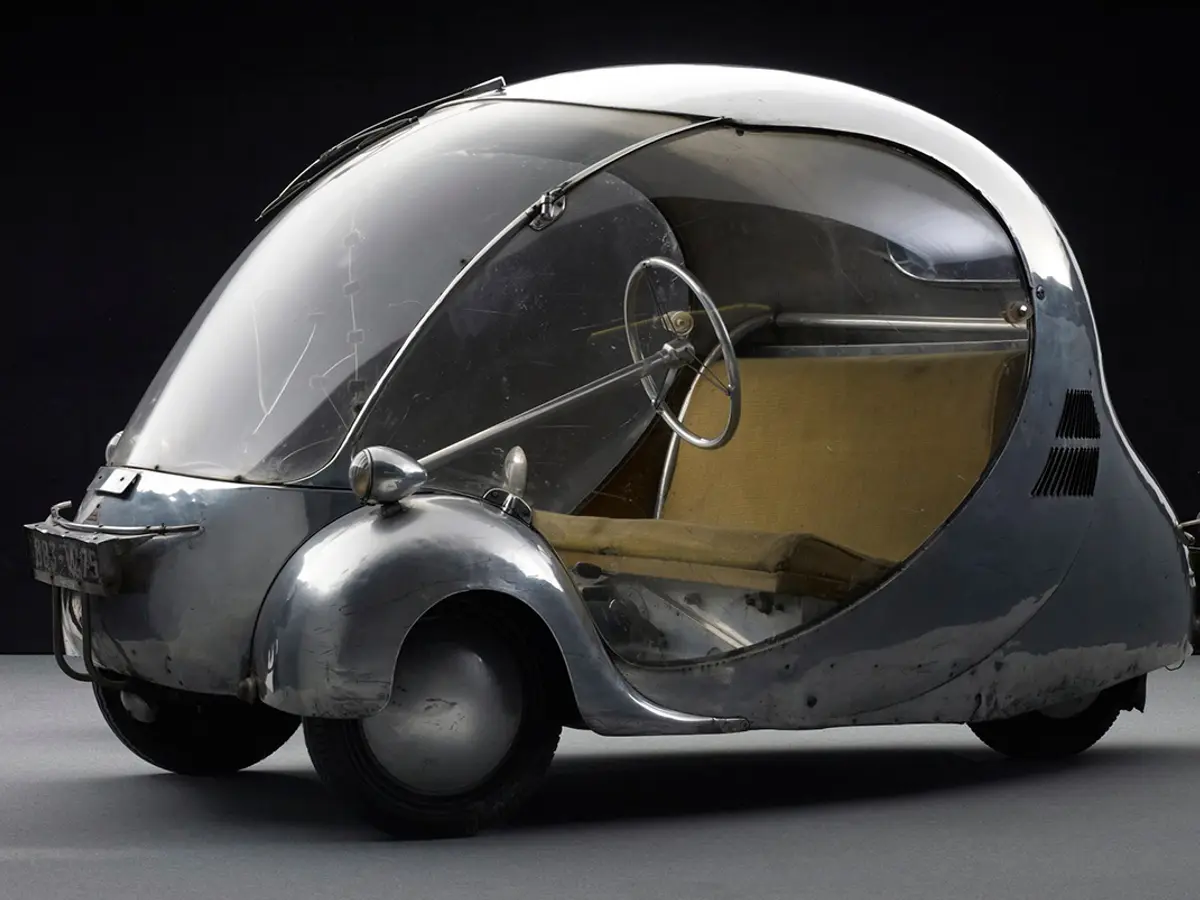 A car with no fuel, no doors, and shaped like an egg: Was the 'electric ...