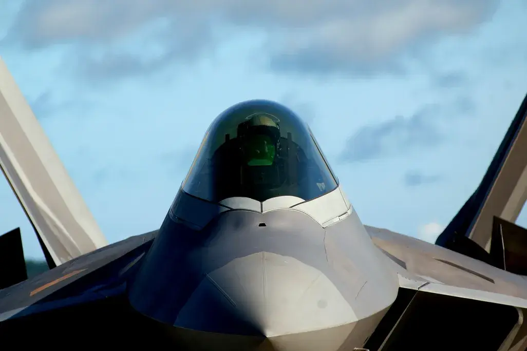 The art of air combat: Tactics and strategies that are used by fighter ...