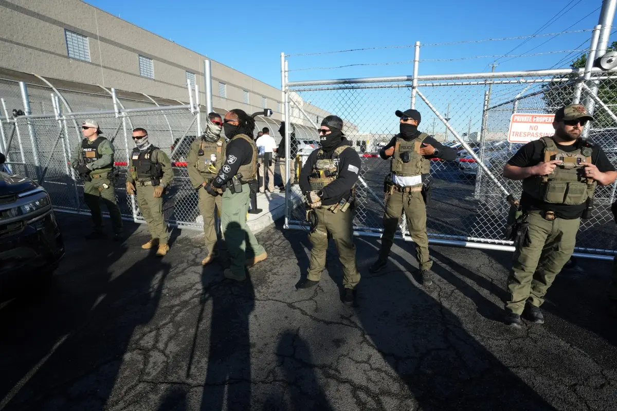 Immigrants forced to eat 'like a dog' in US detention centers: Report