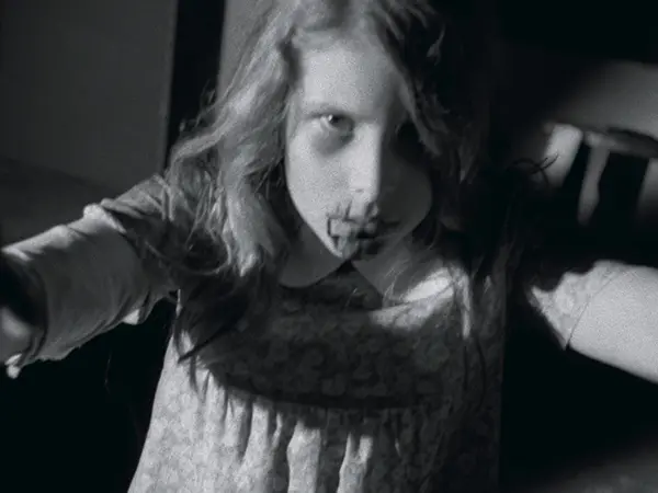 10 Must watch Zombie movies for every horror fan