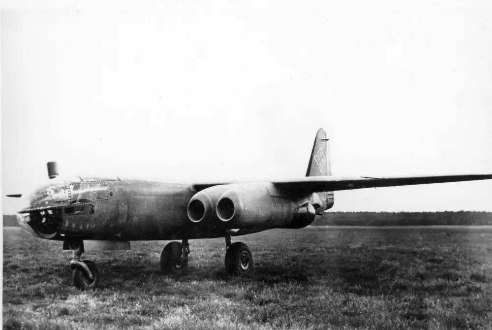 Which was the world’s first operational jet bomber built by the Nazis ...