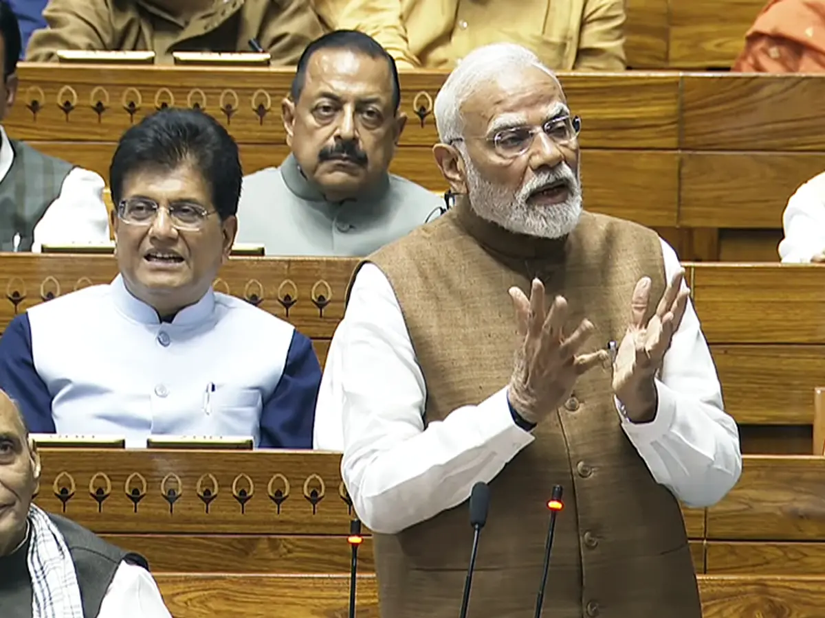 How PM Modi attacked Congress with Nehru reference, poem: 'Lamho ne ...