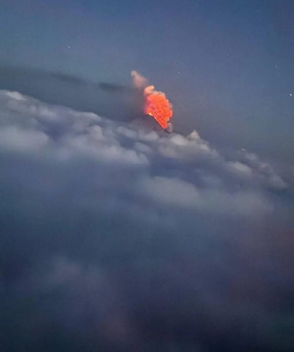 Eurasia's highest volcano Klyuchevskoy erupts in Russia after 8.8 ...