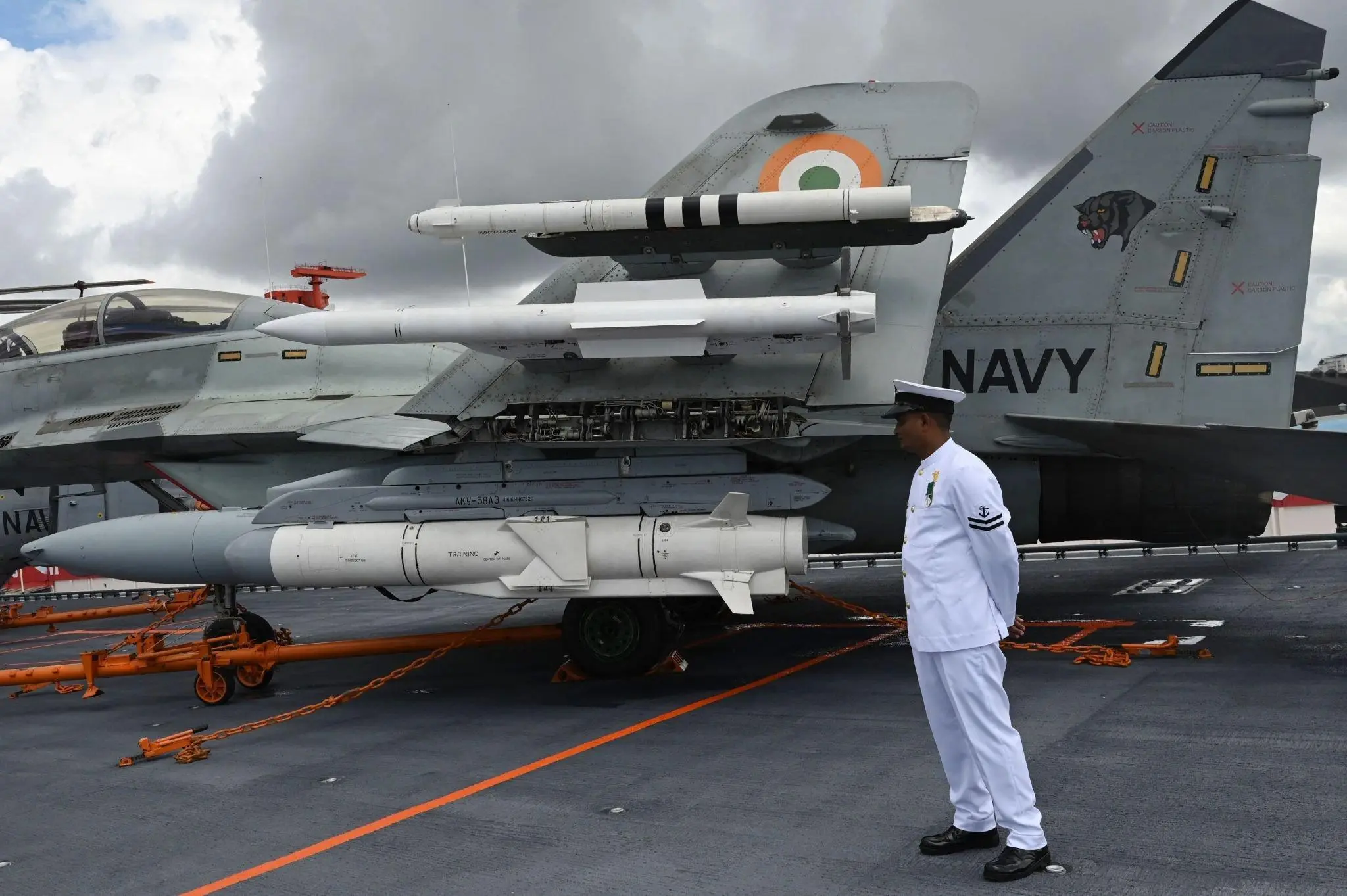 How the Rafale M and MiG‑29 K will reshape INS Vikrant’s air wing