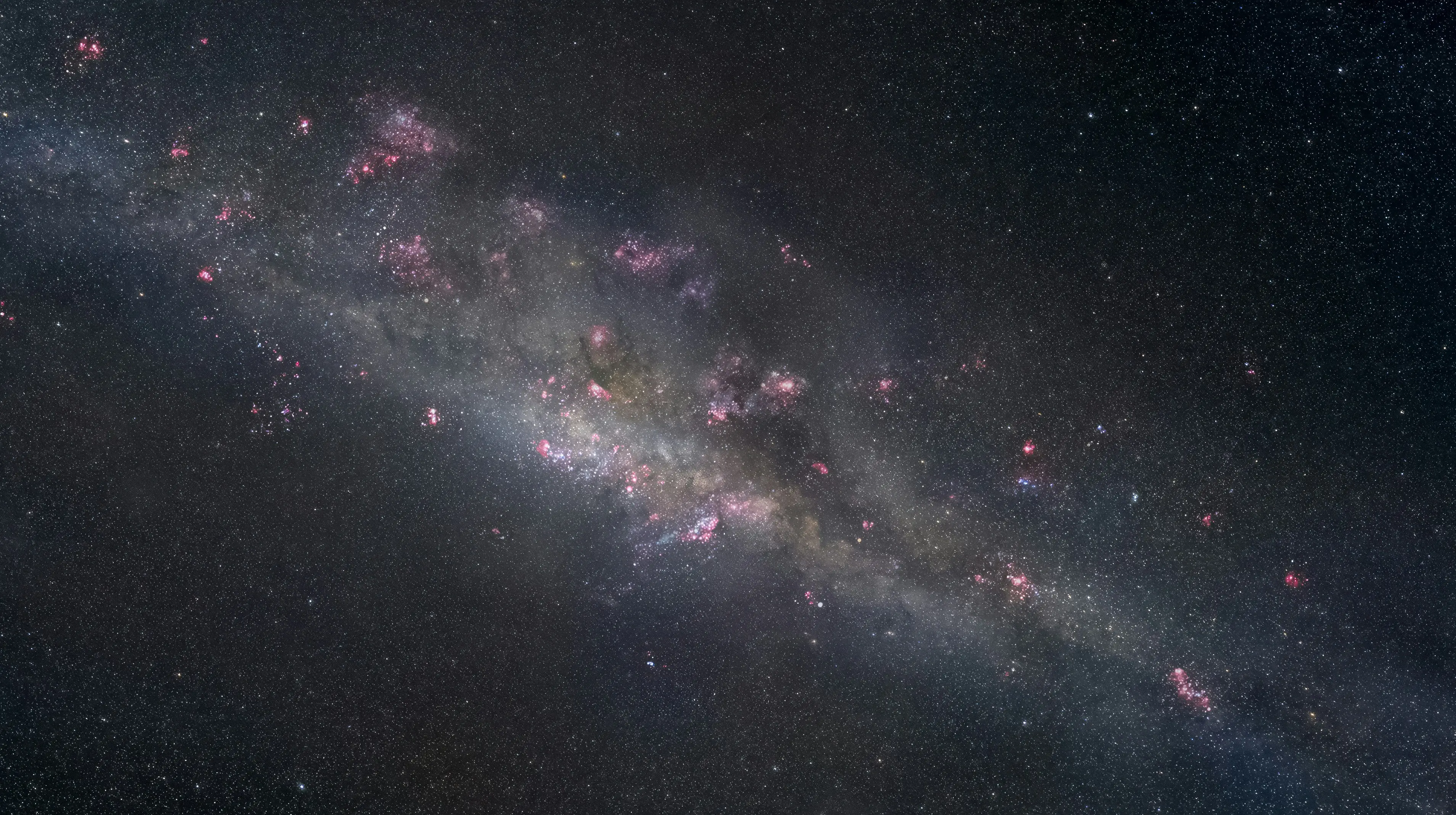 Light year long bridge: Stellar merger that started 1 billion years ago ...