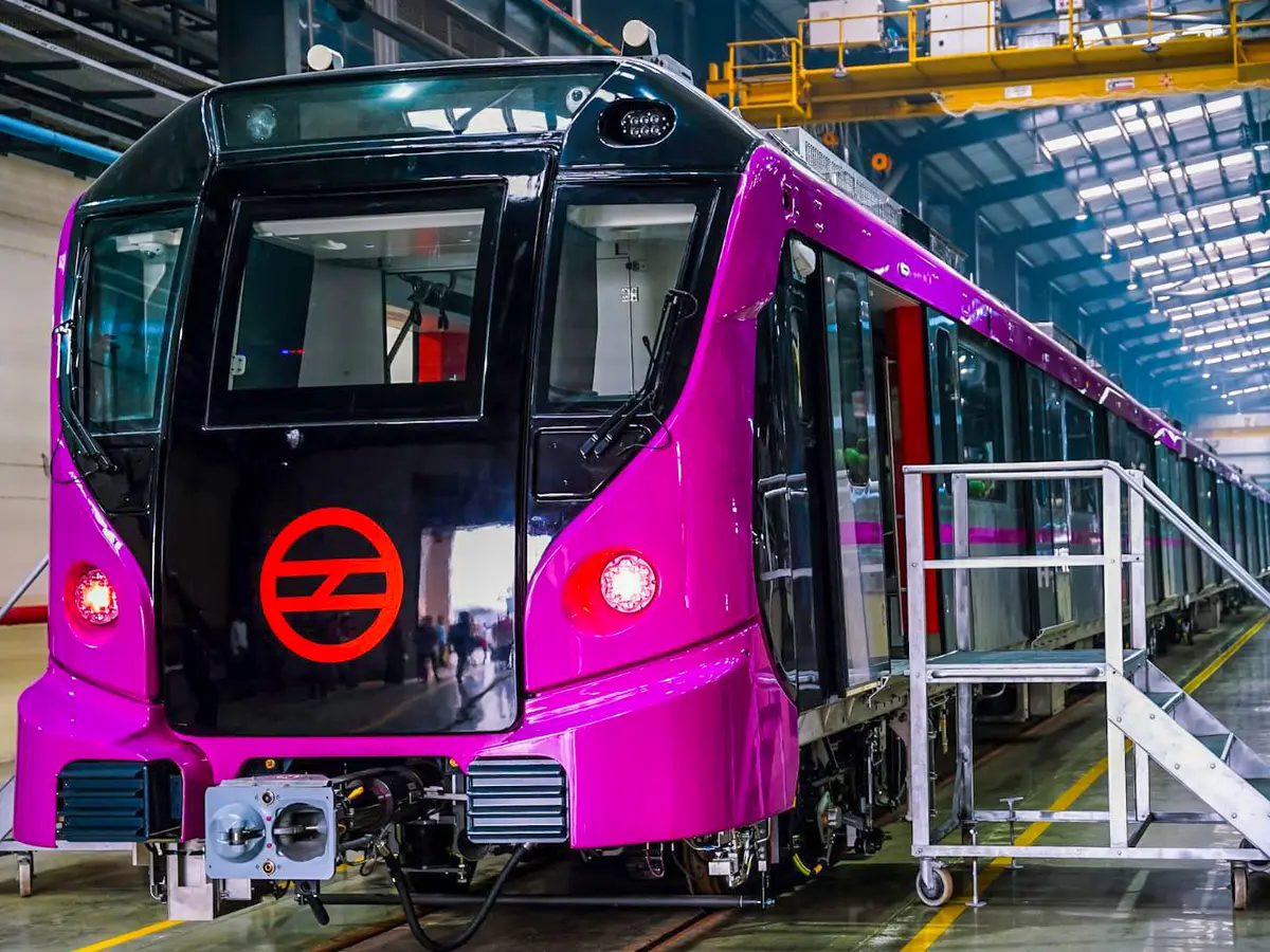 Delhi metro fare hike: DMRC raises ticket prices for first time in 8 ...