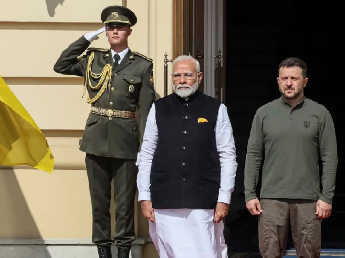 PM Modi speaks to Zelensky before meeting Putin, extends full support ...