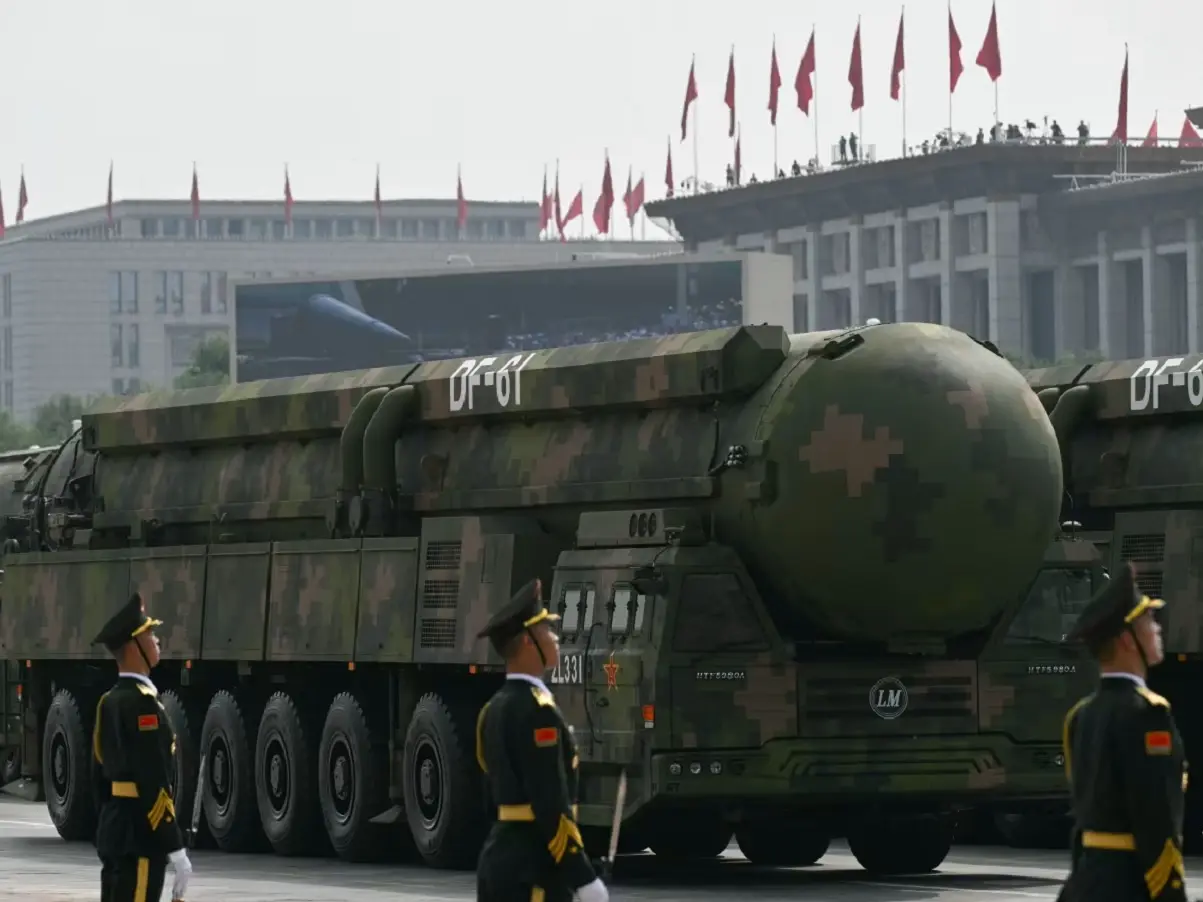 China showcases military might, parades missiles, laser weapons, jets ...