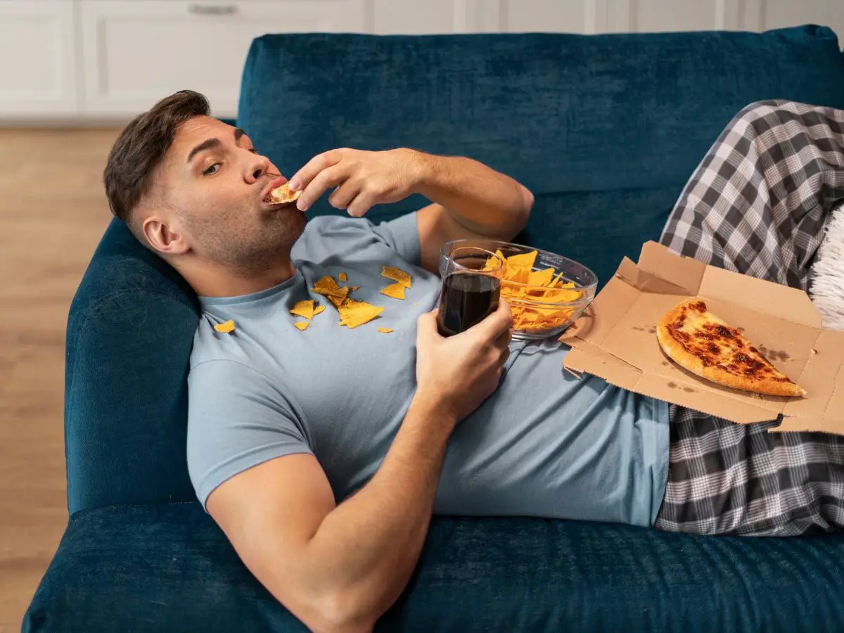 Mid-night food cravings? Simple tips to prevent late eating