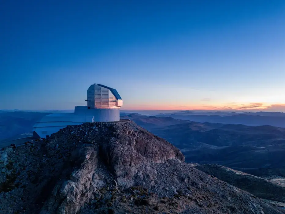 'Earth’s Giant Eyes': Meet the 5 biggest telescopes that help us see ...