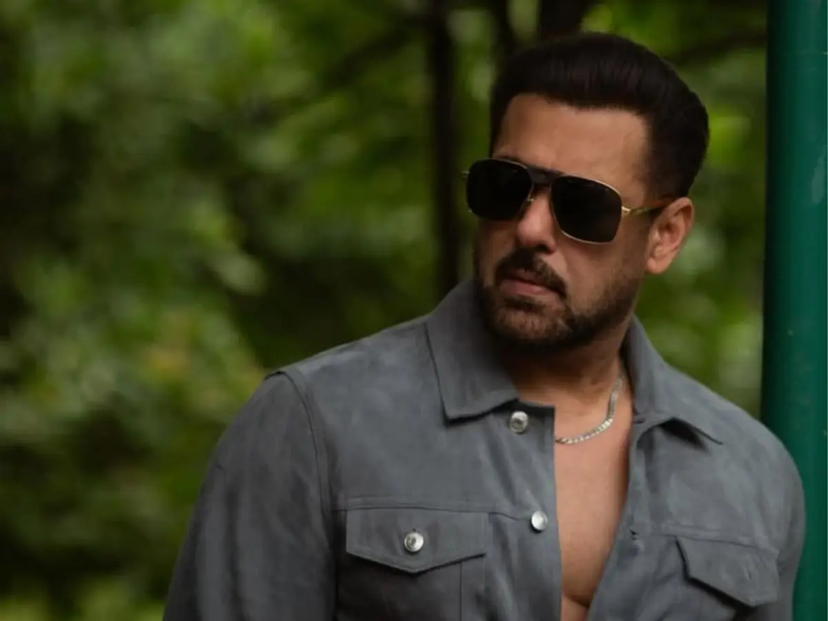 Salman Khan injured during Battle of Galwan Shoot in Ladakh, to resume ...
