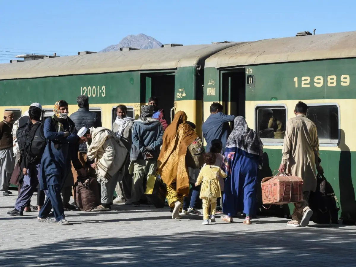 Pakistan's Jaffar Express derails after blast hit tracks in Balochistan ...