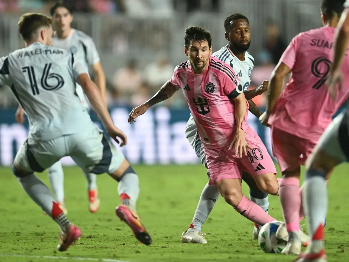 Major League Soccer: Suarez scores brace but Messi's Miami still lose ...