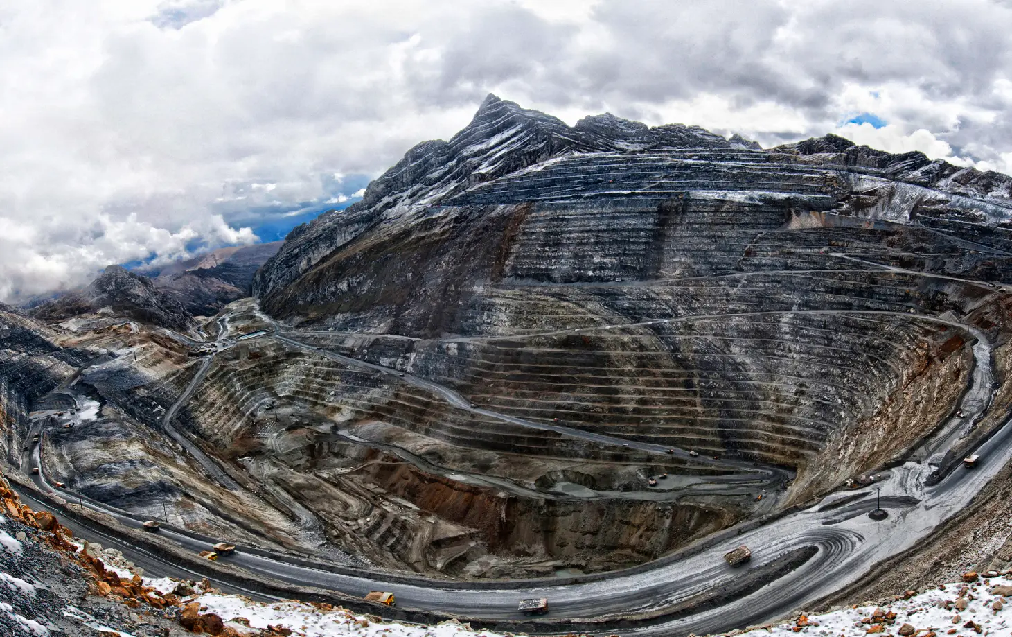 5 countries with the most silver reserves in the ground
