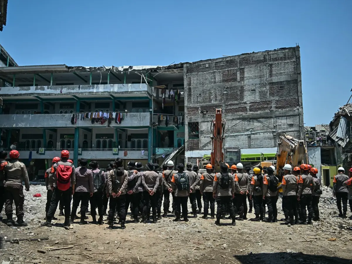 Indonesia school collapse: Rescue ends after nine days with 67 dead ...