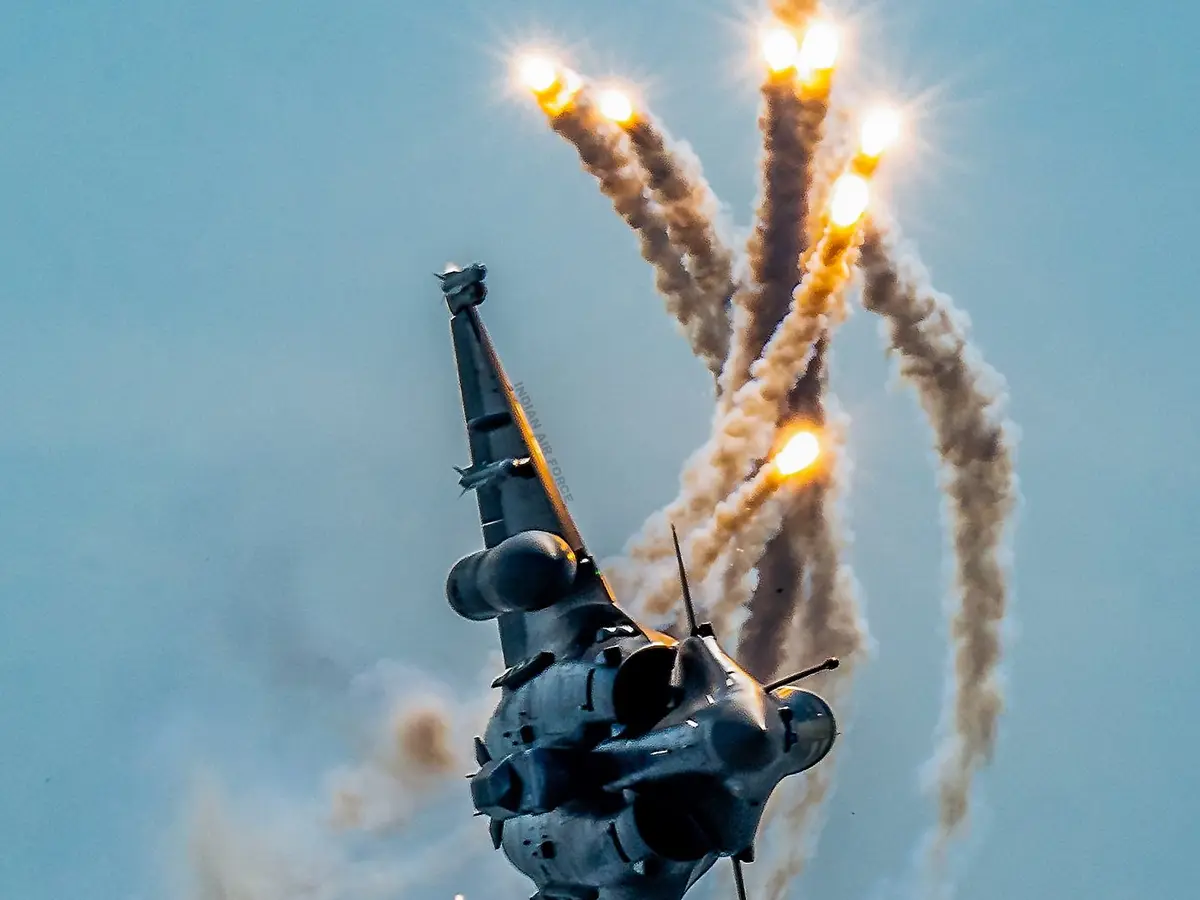 5 ways a fighter jet can be powered using fusion energy