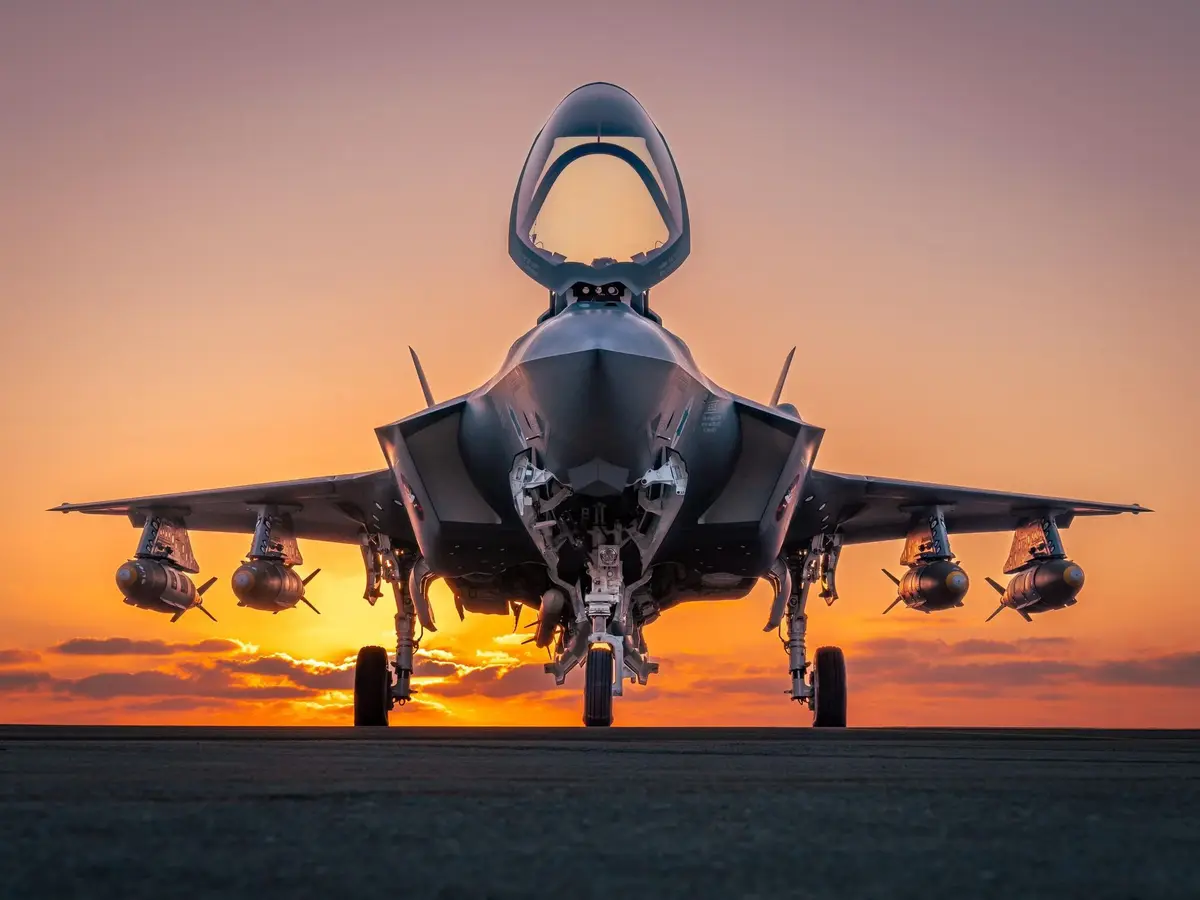 F-22 vs F-35: 6 shocking facts that reveal how America’s fifth-gen ...