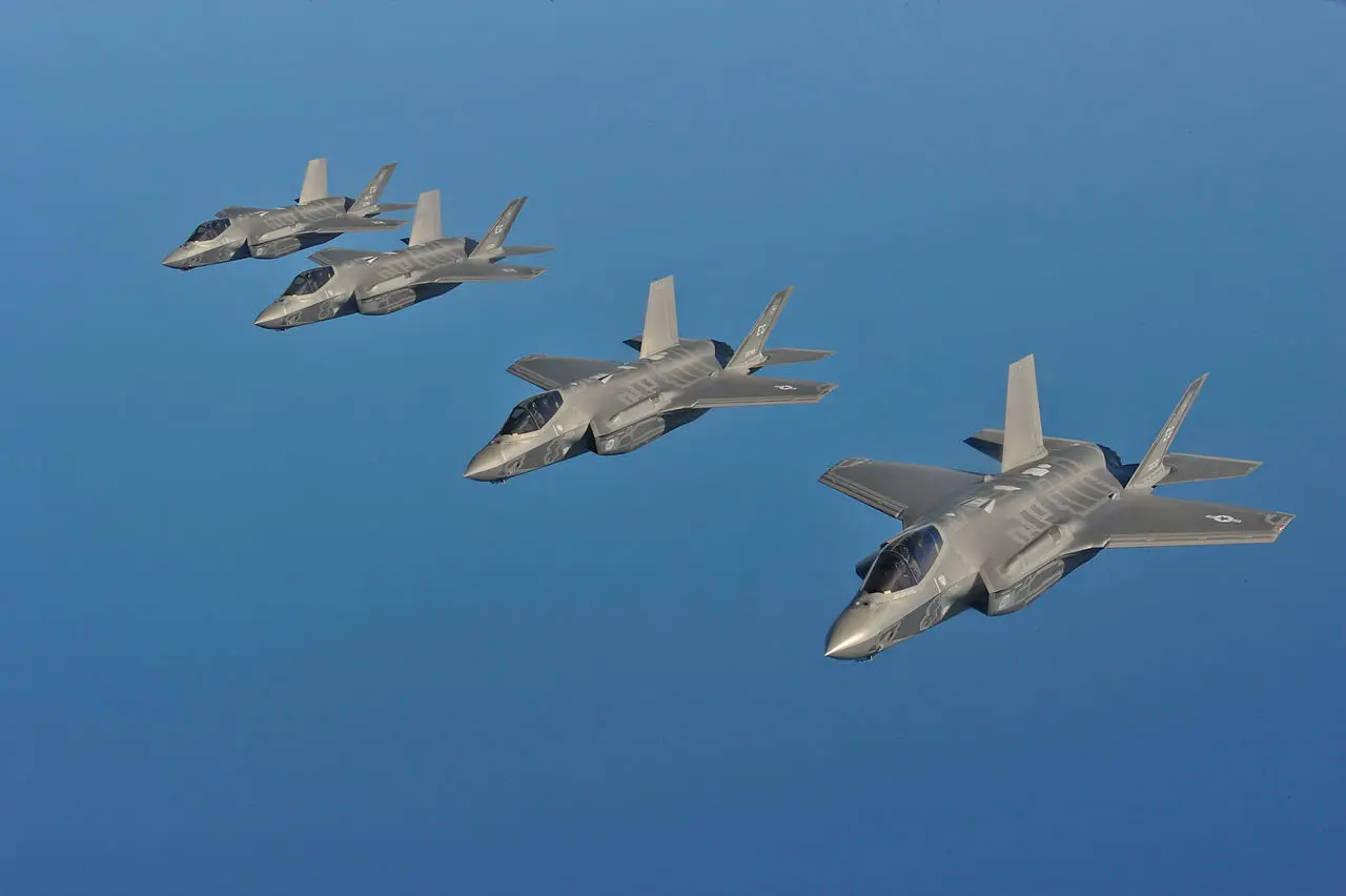 F-22 vs F-35: 6 shocking facts that reveal how America’s fifth-gen ...