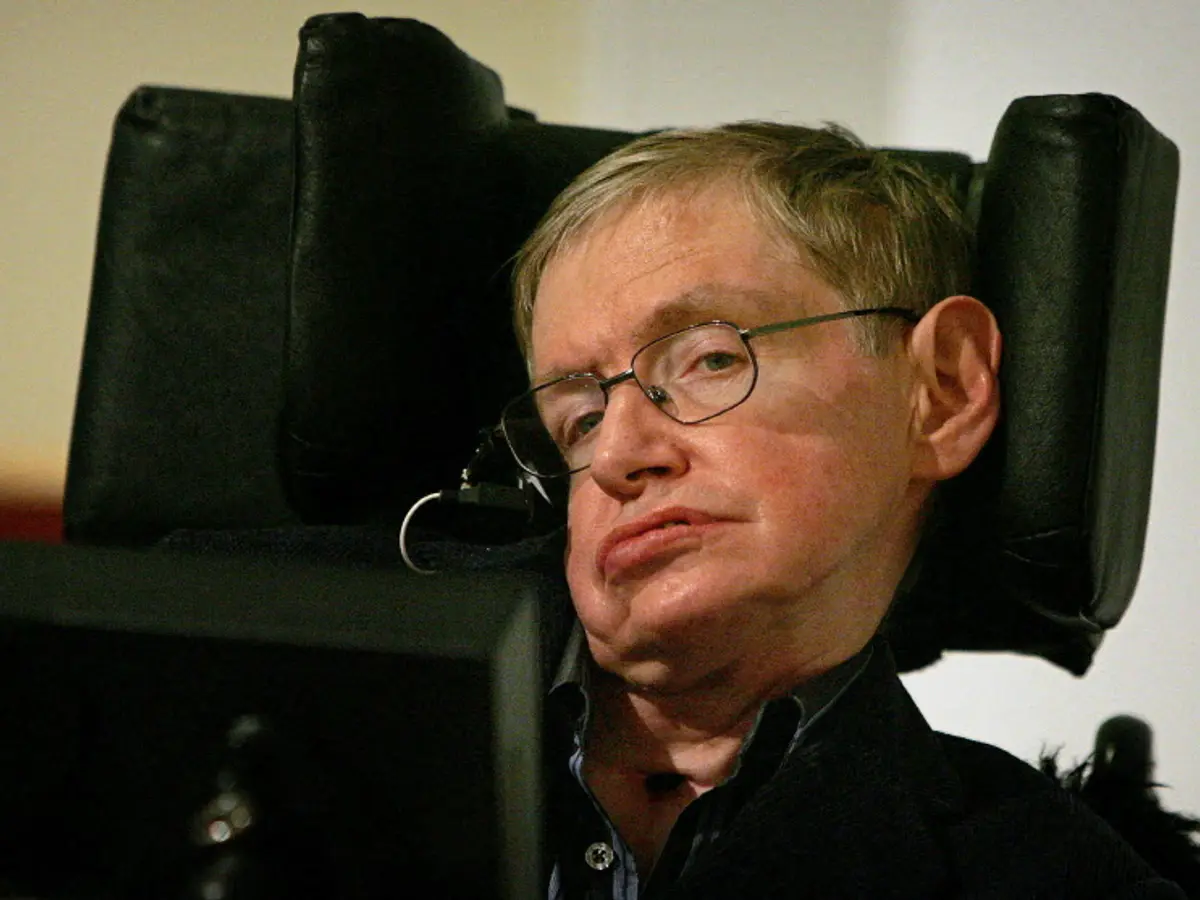 Stephen Hawking's scary apocalypse prediction - Earth could turn into a ...