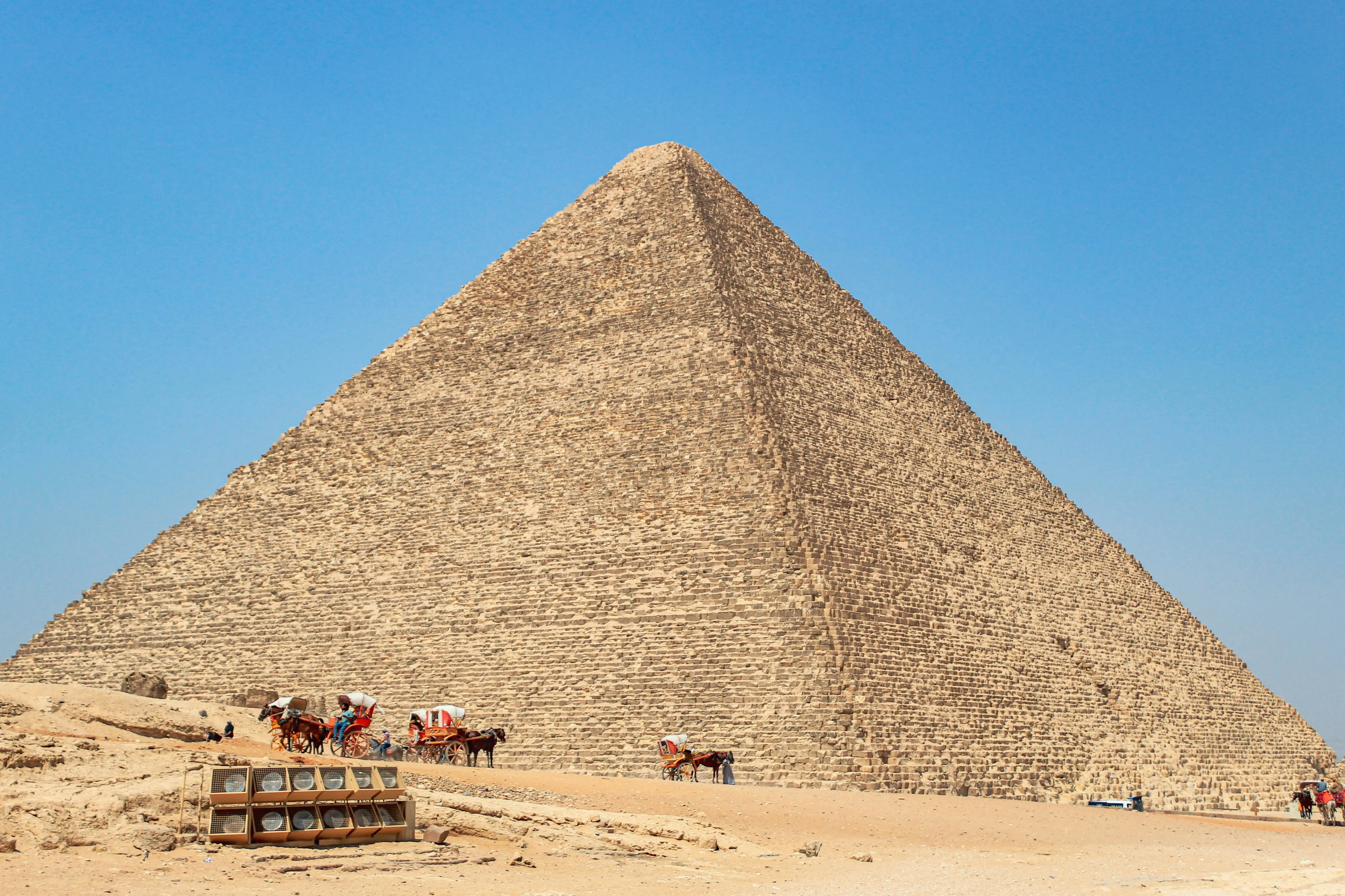 Radical new theory claims Great Pyramid was a machine that built itself ...