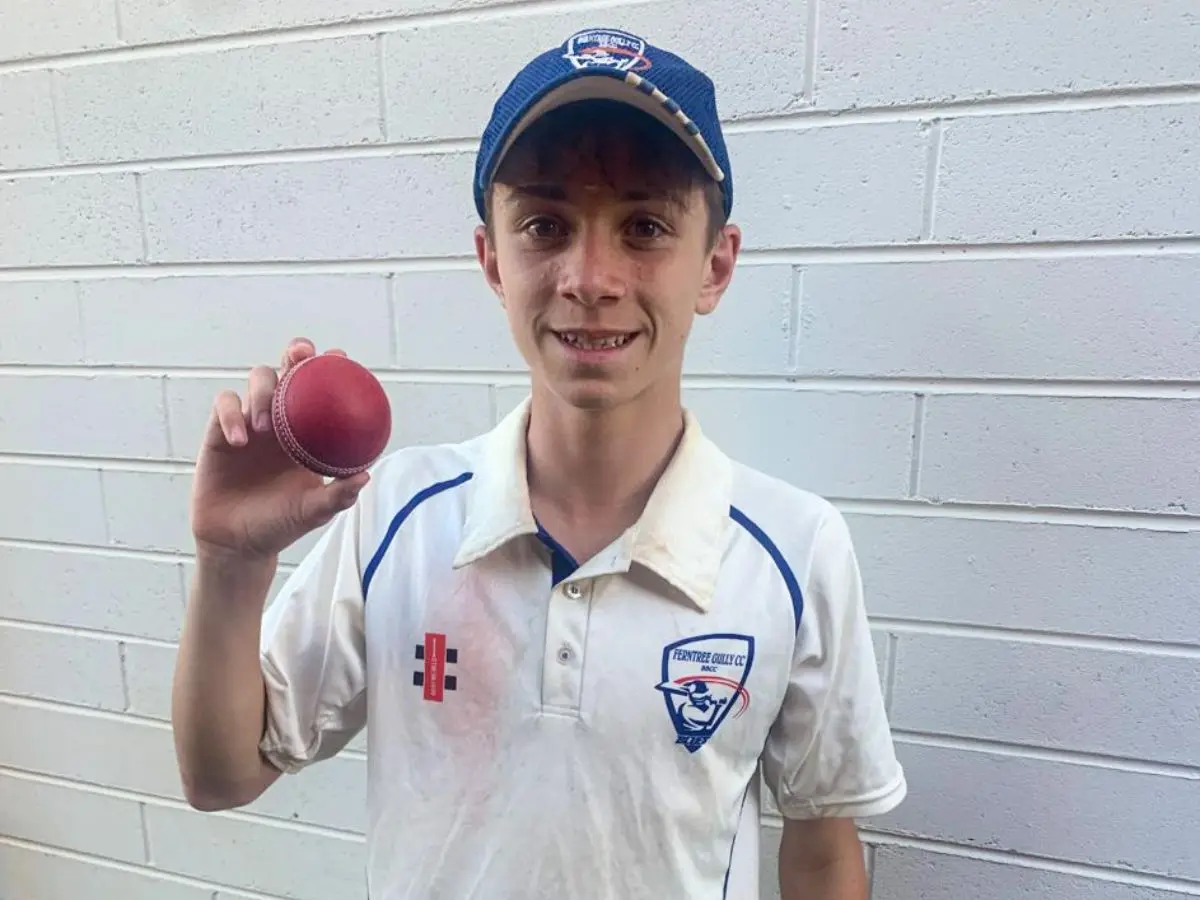 Teenage Aussie cricketer dies in Melbourne after being hit in neck in ...