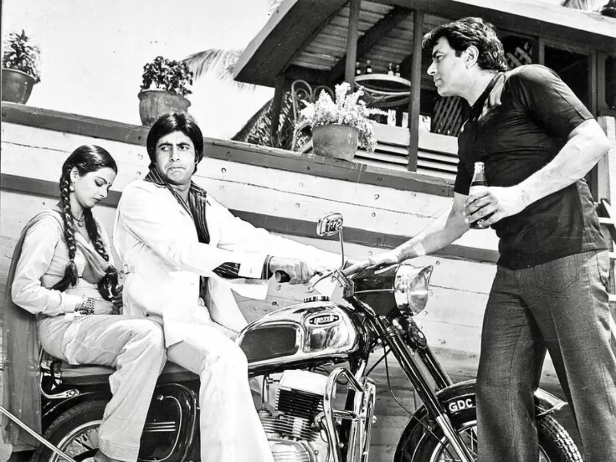 Sholay, Chupke Chupke, Ram Balram: Best Dharmendra and Amitabh Bachchan ...