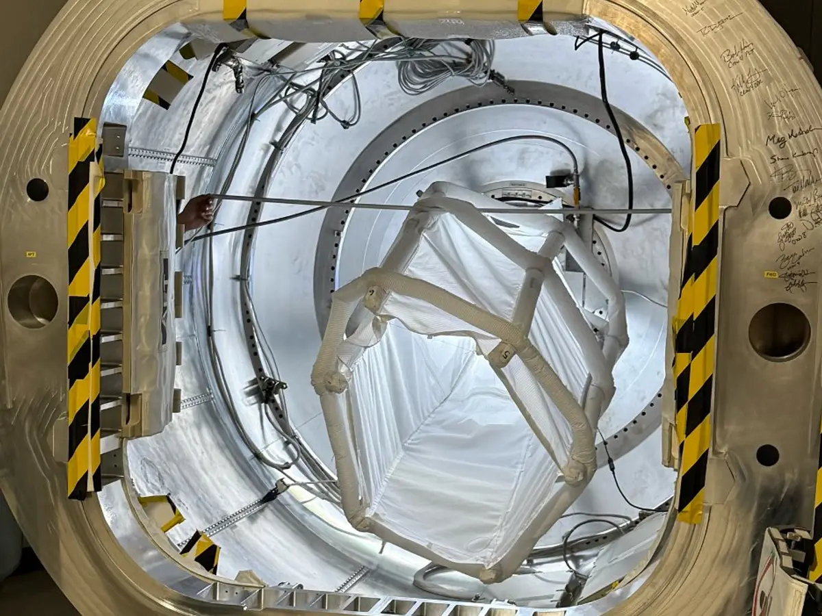 A space bag that can catch asteroids? New technology could transform ...