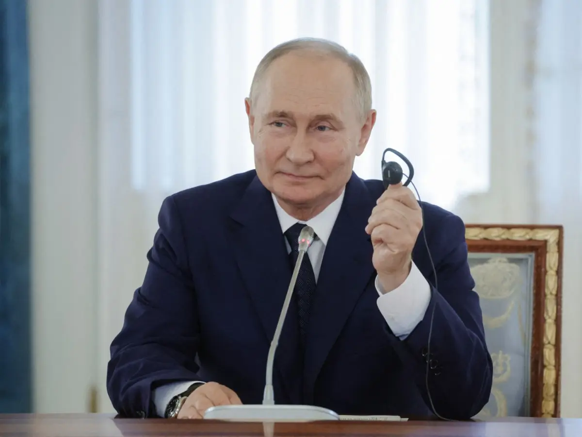 Putin India visit: What is 'flying Kremlin' and its 'nuclear button ...