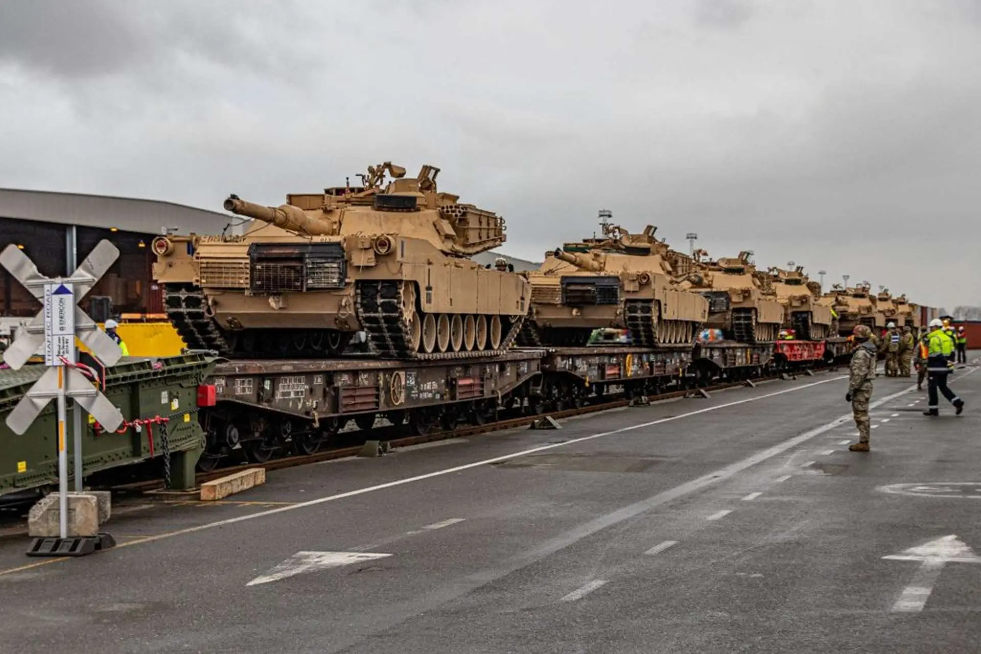 Why militaries prefer trains for moving massive fleets