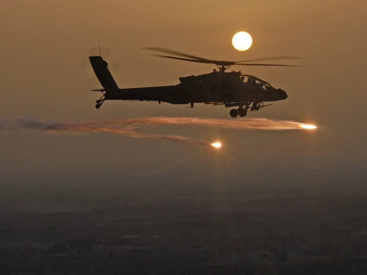 '16 Hellfire missiles, 76 rockets and more': Inside Apache AH-64E’s ...