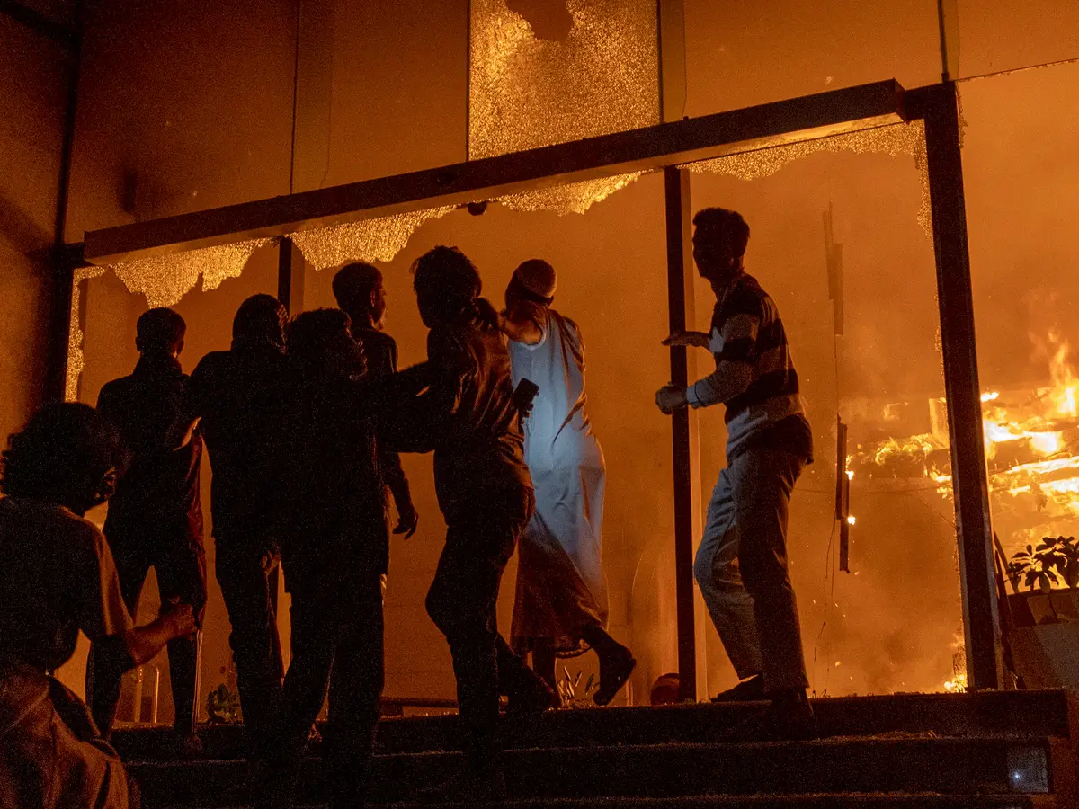 Osman Hadi’s body arrives in Dhaka; burial next to Bangladesh national ...