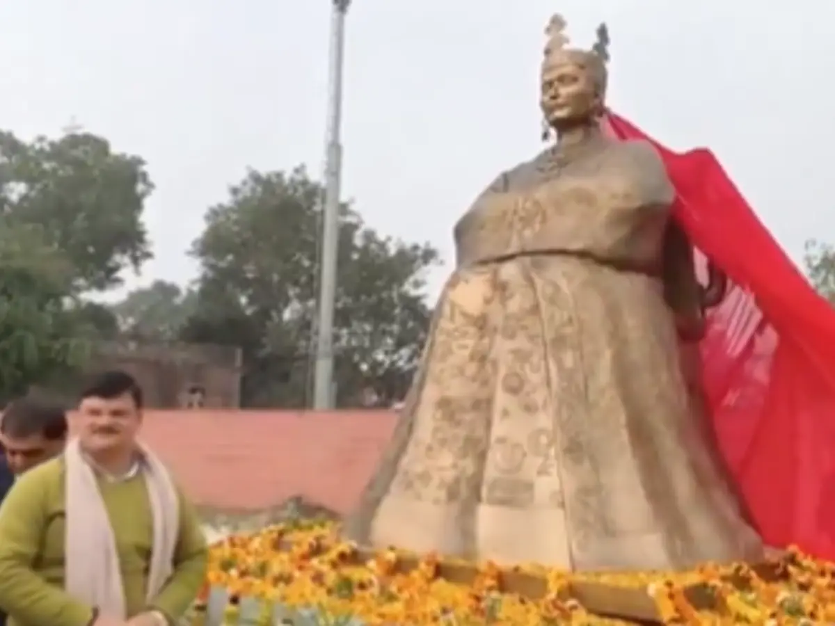 Who was Korean queen Heo Hwang-ok? Ayodhya unveils bronze statue of ...
