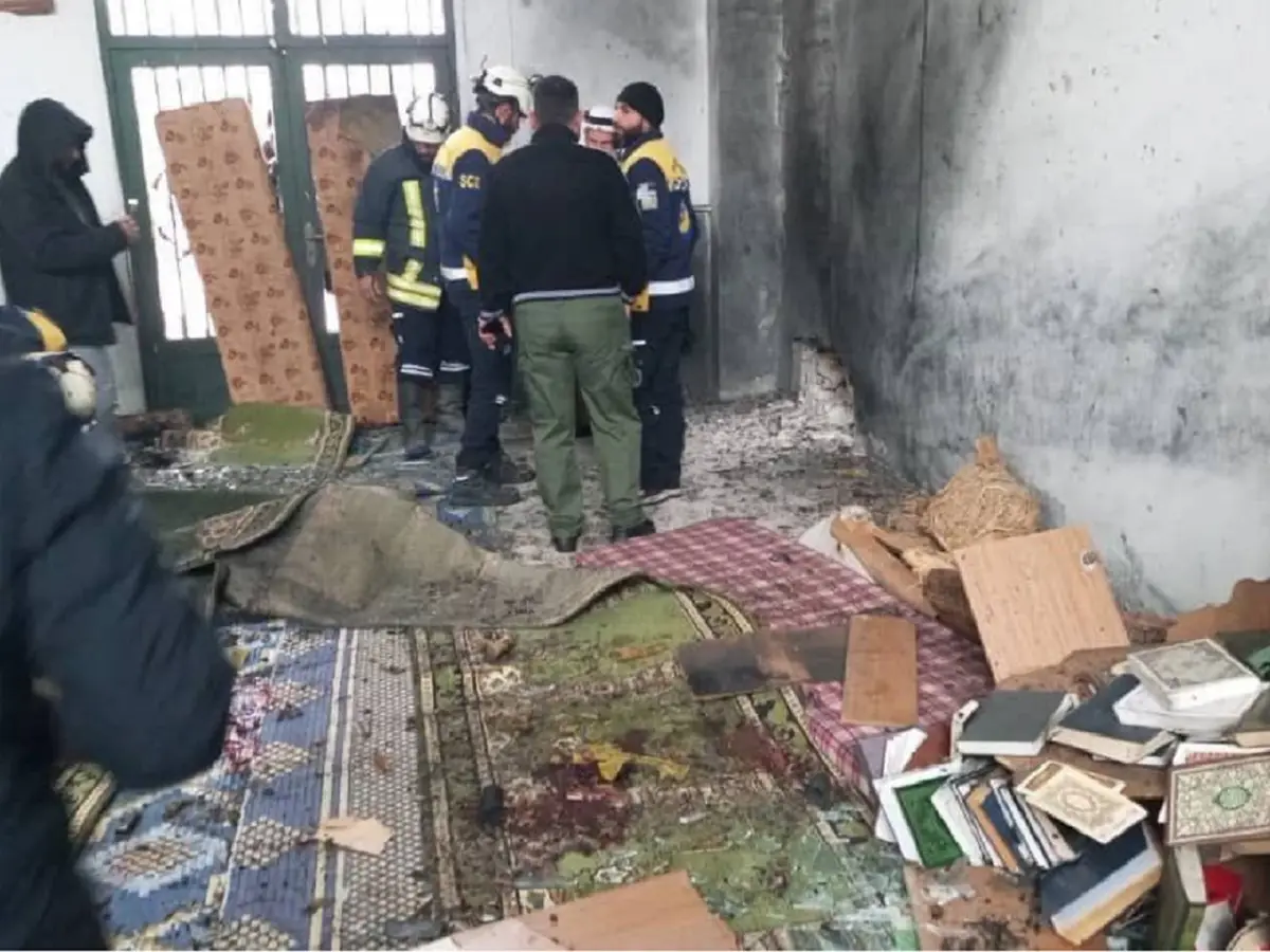 8 killed, 21 injured in blast inside Alawite mosque in Syria’s Homs city